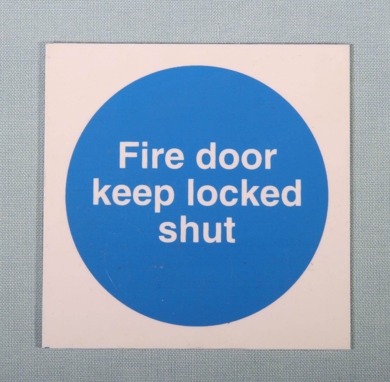 Fire Door Keep Locked Shut 70Mm X 70Mm Plastic Self Adhesive Sign